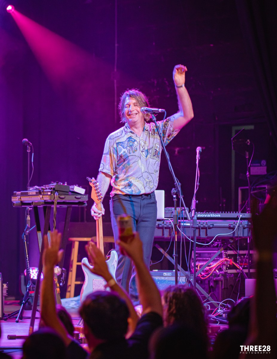 Poolside – Live @ Variety Playhouse – LoudSound Magazine