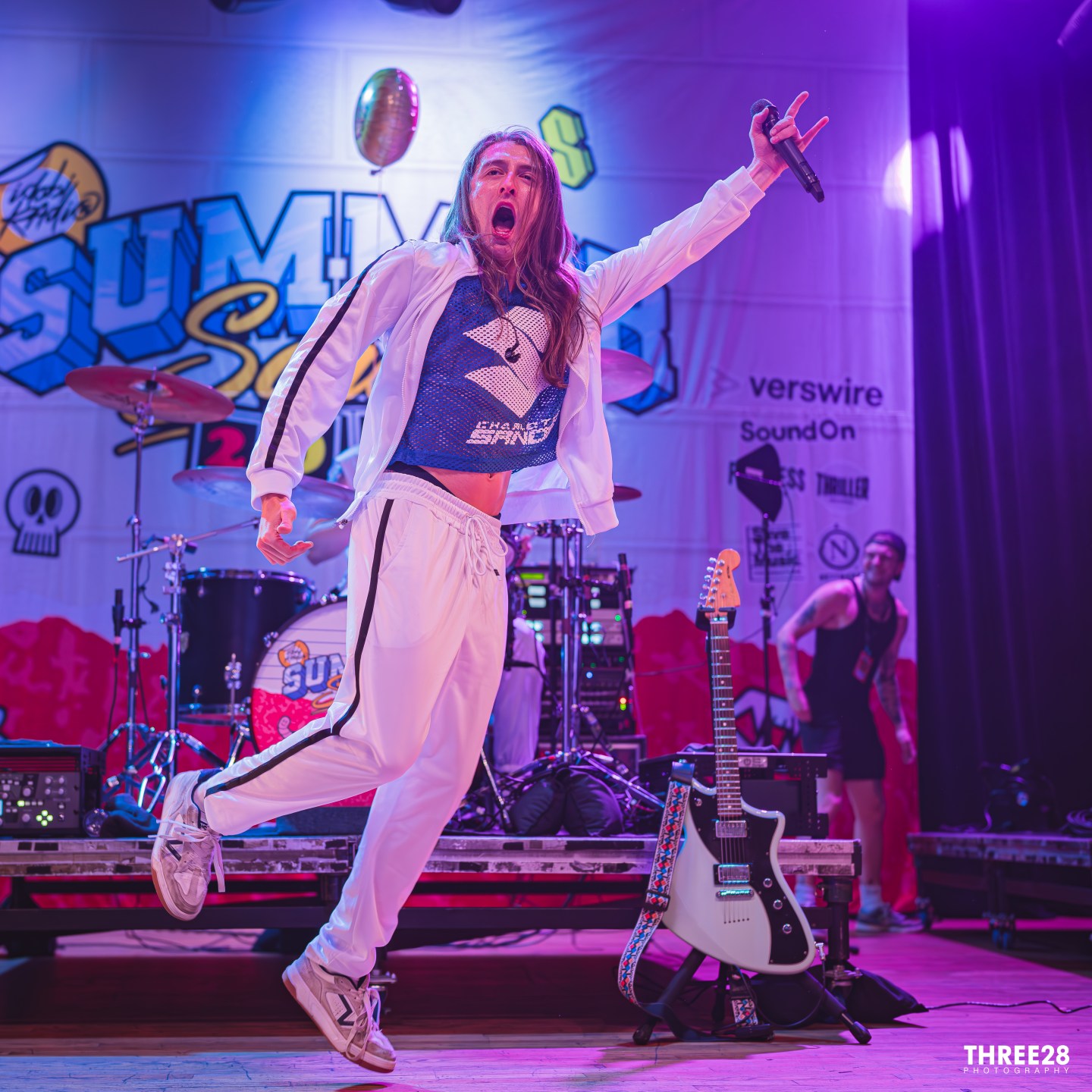 Meet the Artist: Arrows In Action – LoudSound Magazine